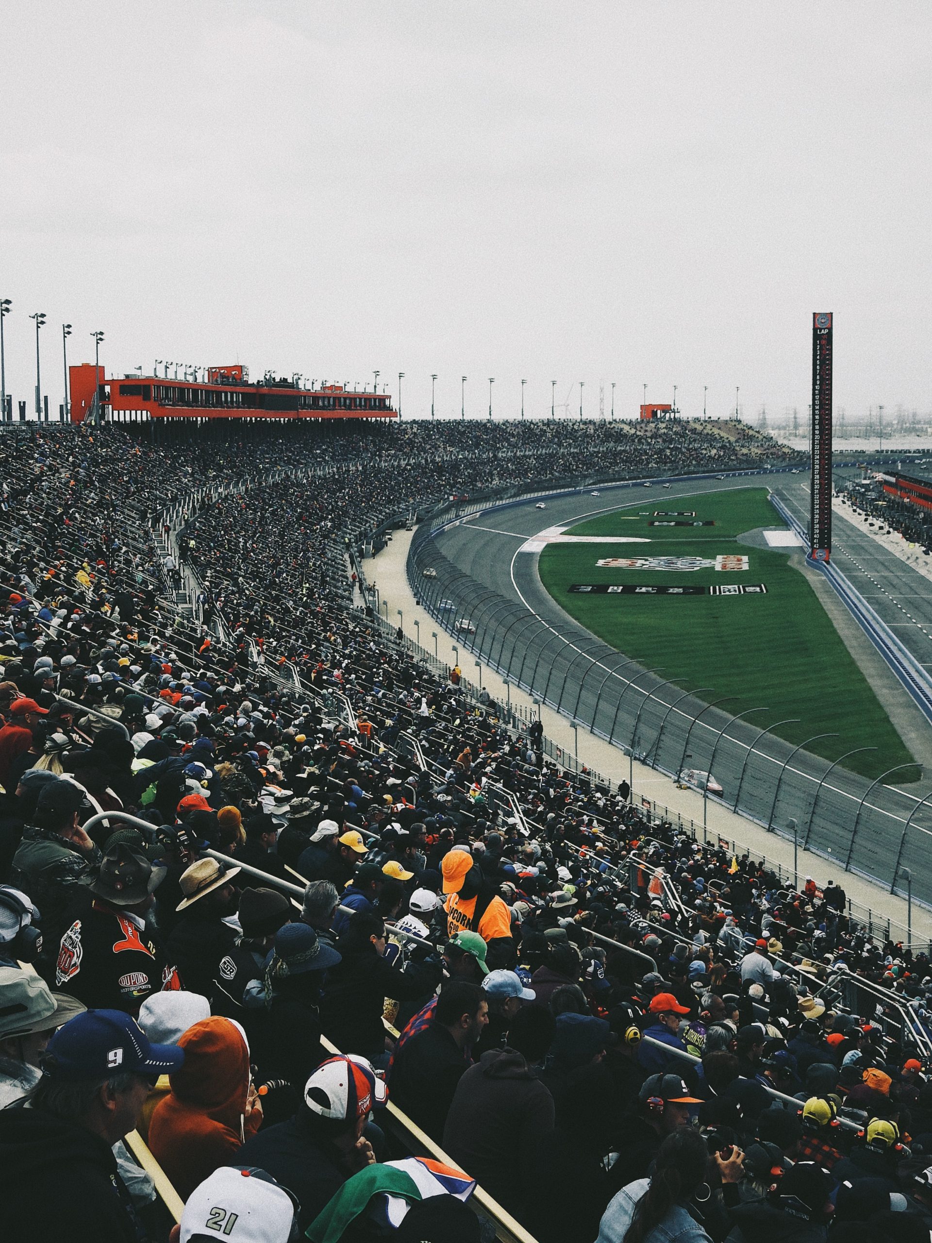 5 Career Lessons From NASCAR - Selective Staffing Solutions